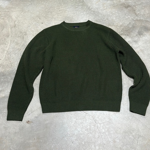 Ivy | Shirts | Ivy Crew Hunter Green Sweater Size L D6 | Poshmark